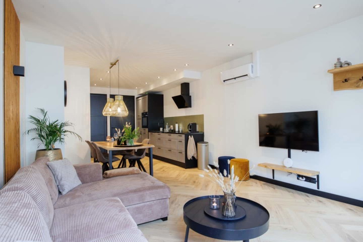 In The Mid - Deluxe Apartment In The Heart Of Joure - Lemmer