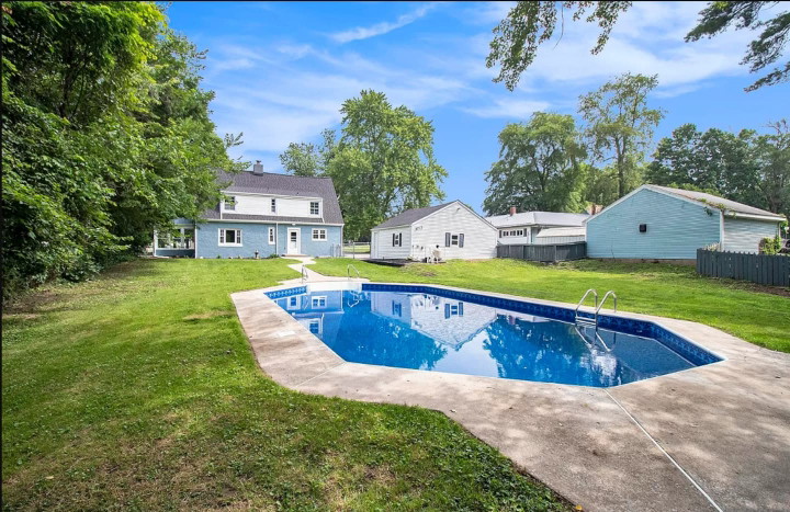 *Gameroom*pool*2663ft²*king Bed*65" Tv*1000 Mbps - South Bend, IN