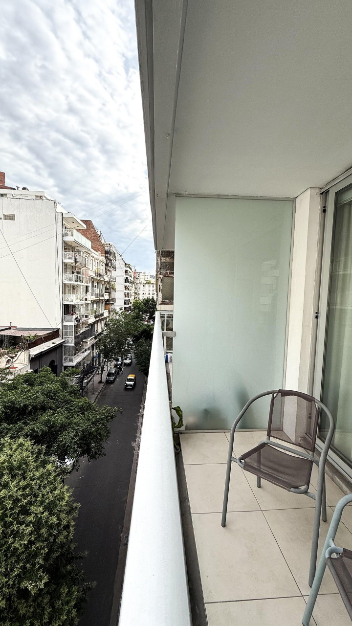 Modern And Bright Studio In Recoleta With Balcony - Buenos Aires