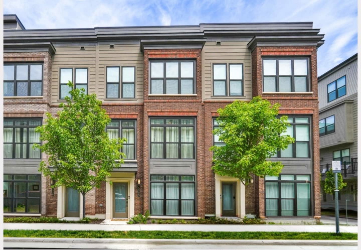 Luxe Bethesda Townhome - Bethesda, MD