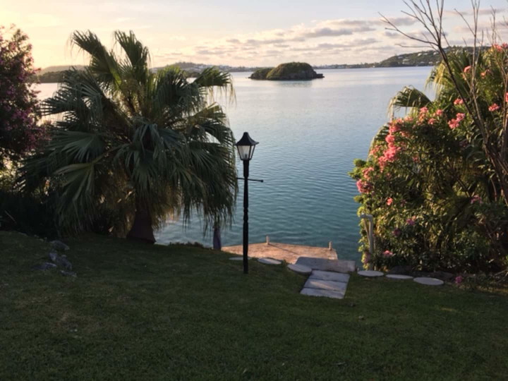 Spectacular One Bedroom. A Must See. - Bermuda