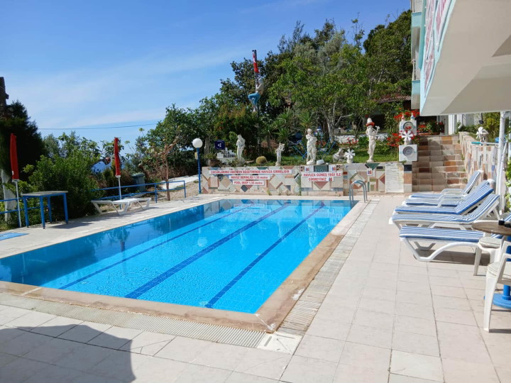 Apart Hotel'de 1+1 Giriş Kat - Kuşadası