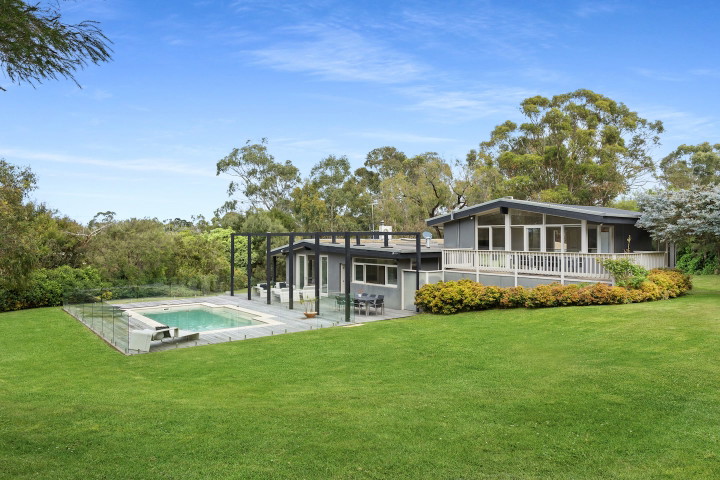 Shoreham Ultimate Beach Escape  Pool & Wineries - Phillip Island