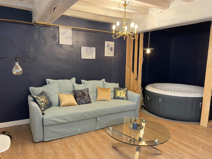 Gîte Avec Jacuzzi Privatif - Pouilly-en-Auxois