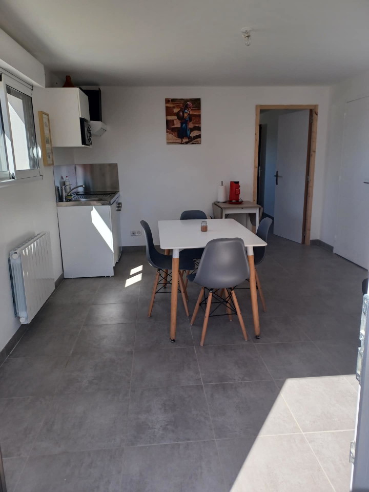 Briec,logement à Quelques Kilomètres De Quimper - Cast
