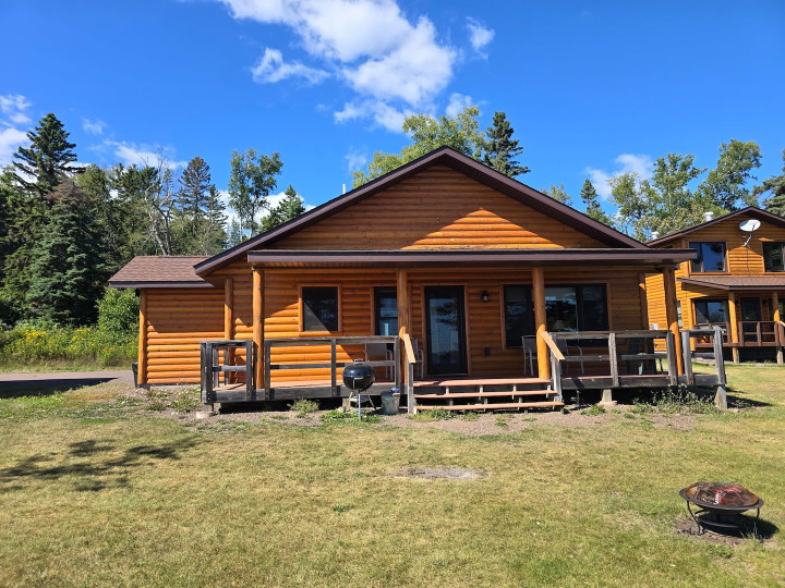 Lake Superior Log Cabin - Wake Up To Waves! - Lutsen, MN