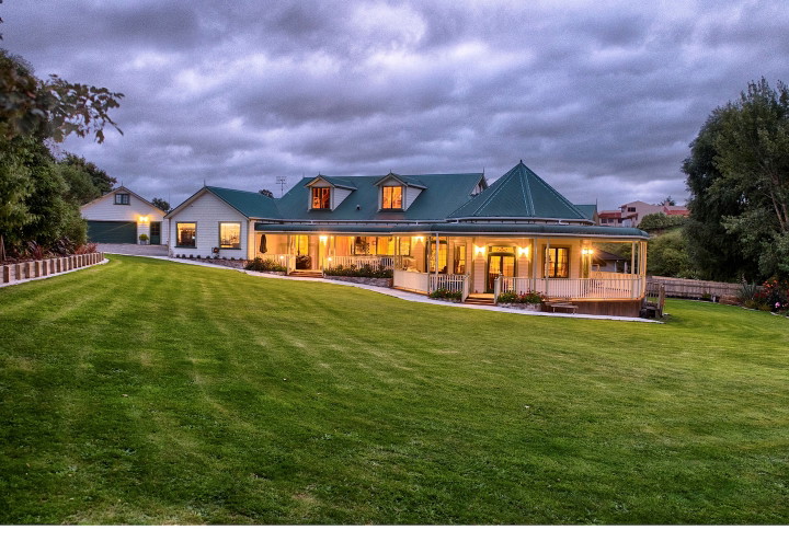 Kawau - Loft - Private & Spacious Accommodation - Palmerston North
