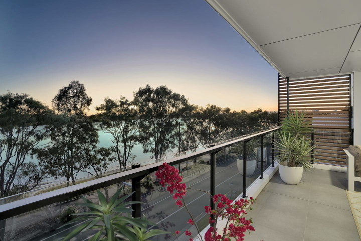 The River Residence- Your Waterfront Penthouse - Sunshine Coast