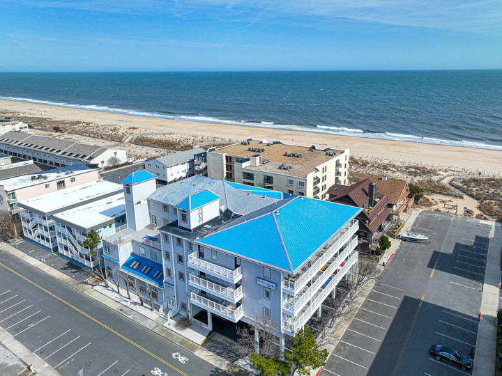 Just A Few Steps From The Beach - Fenwick Island, DE