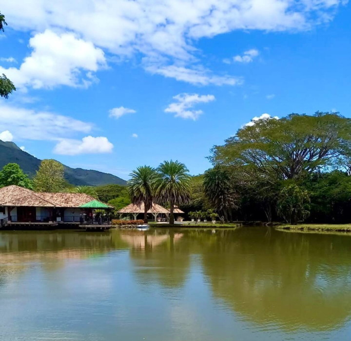 Casa Lago Grande - Roldanillo