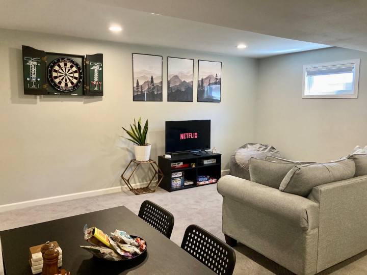 La Casita Getaway W/driveway, Games & Laundry! - Thornton, CO