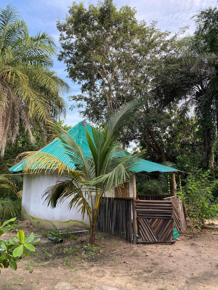 Traditional Round Hut @ Par's Eco Camp - Gambia