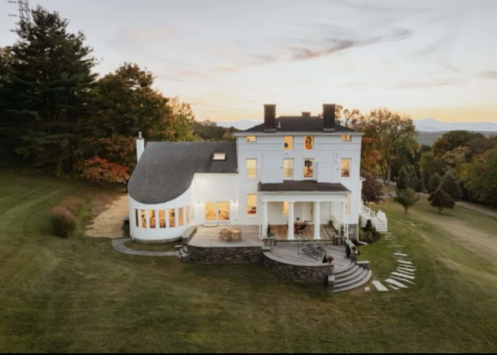 Hudson River Estate: Pool, Hot Tub & Sauna - Hudson, NY