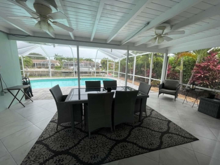 Pool, Bikes, Fishing, Waterfront, Labor Day - Sanibel Island, FL