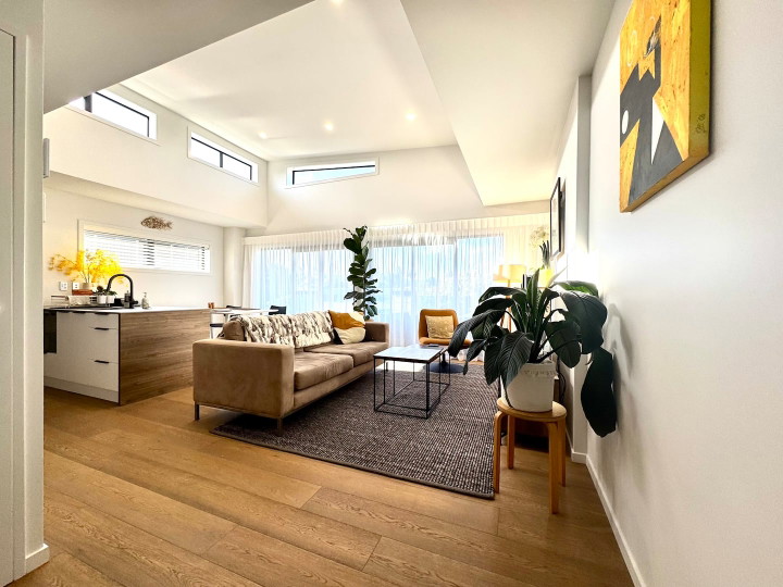 Centrally Located Modern Raglan Townhouse - Raglan