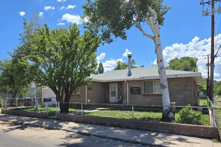4th St Villa- New -Block From Downtown - Williams, AZ