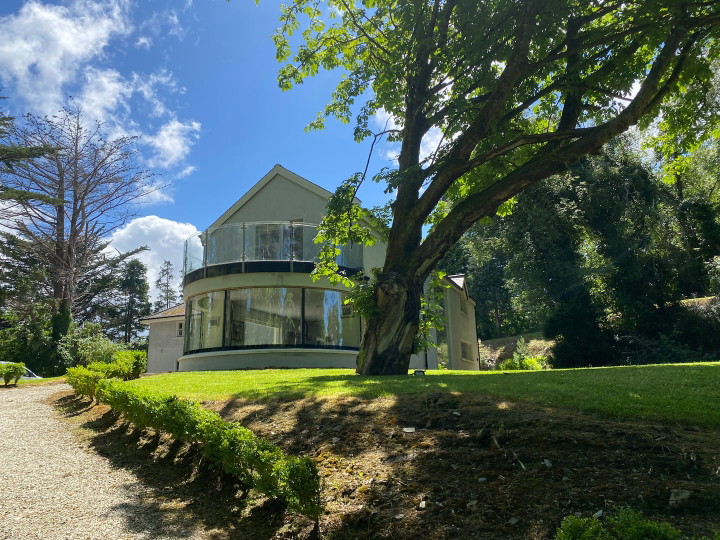 Stunning 4 Bed Home For 9, Mature Gardens & River - Westport, Ireland