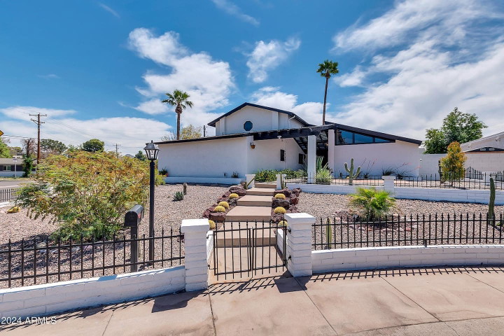 5-bed Uptown Phx Home - Phoenix, AZ