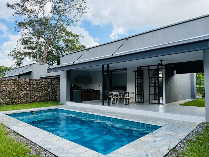Cabaña Yarumo, Refugio Privado Con Piscina. - Villavicencio
