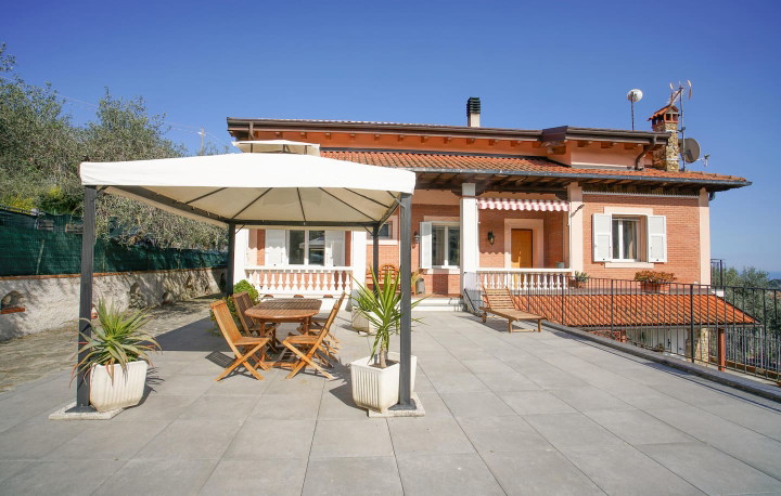 Lovely Home In Imperia With Wifi - Imperia