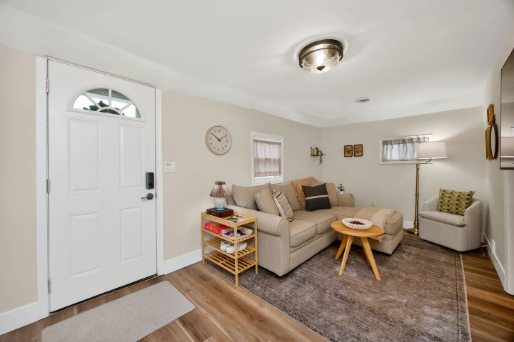 2br-1ba, Sleeps 5 | Prime Location - 에임스
