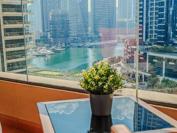 Fully Renovated, Very Spacious, Luxury 5 Br + Maid - Dubai