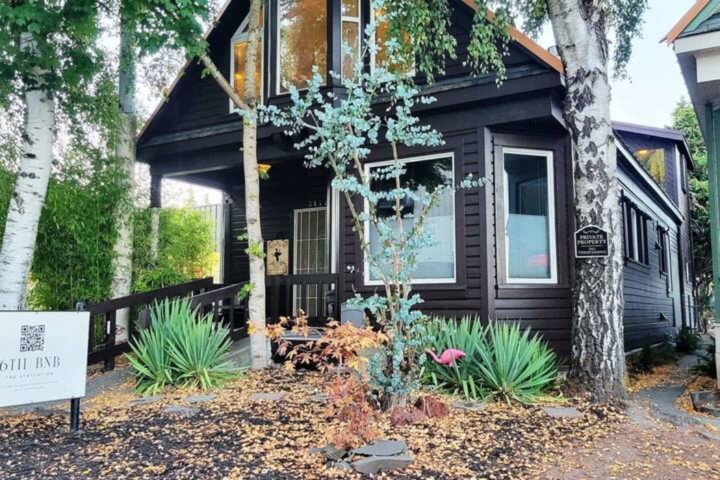 6th Ave Custom Victorian In Prime Location + W/d - Tacoma, WA