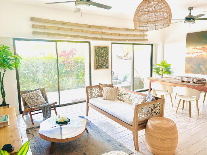 Bright 2br Condo W/ Pool, Walk To Beach + Downtown - Jaco
