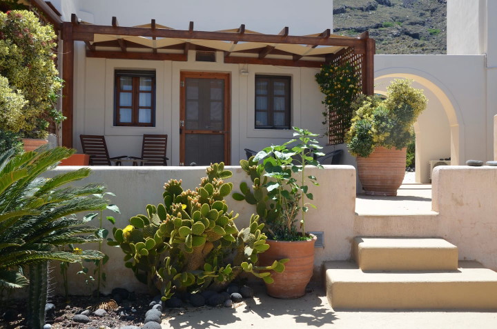 Absolute Peace In A Beautiful Setting - North Villa - Santorini