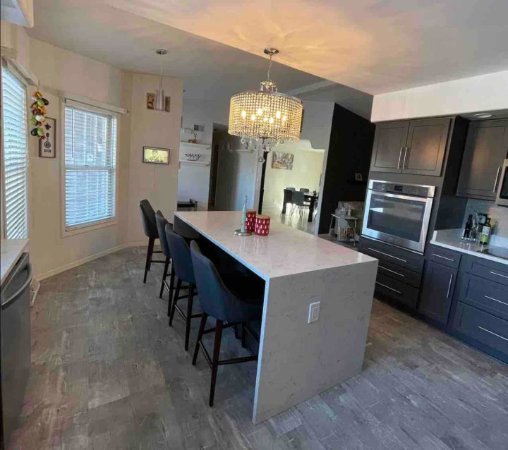 Super Cozy Modern House In The Best Neighborhood - Iron Mountain, MI