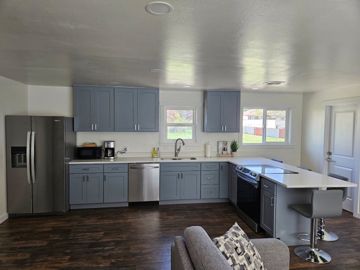Spacious 2 Bedroom Near Beach - Des Moines, WA