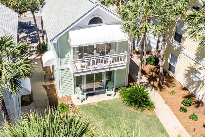 One Block To Crystal Beach + Pool + King Bed - Destin, FL