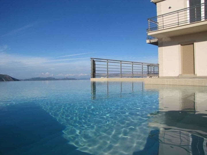 Large Villa At Lefkada - Leucade