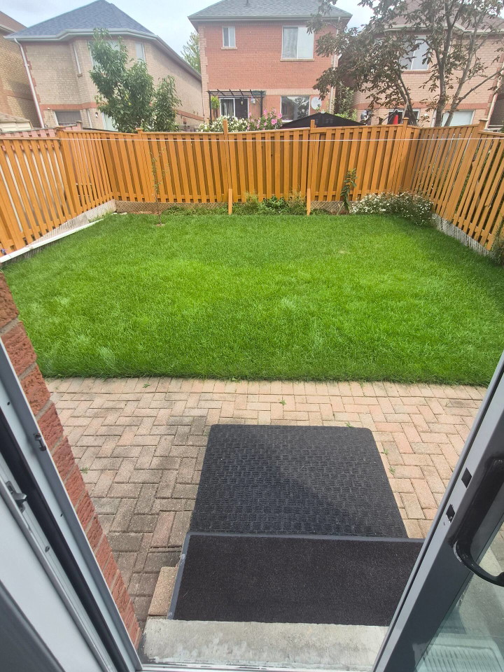 Two Bedrooms Shared Home. - Markham