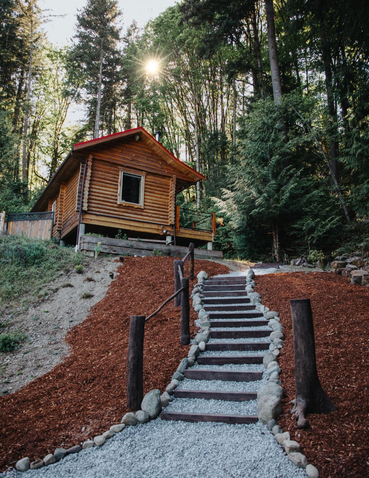 Log Cabin-by-the-bay - Canada