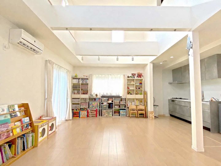 【一棟貸切】広々リビング/屋上庭園/無料駐車場/沢山の玩具/最大7名/親子歓迎/東京-空港の中間地点 - Chiba