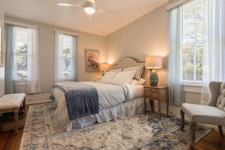 Southern Luxury Apartment | Downtown Charlottesville | 30 Night Minimum - Charlottesville, VA