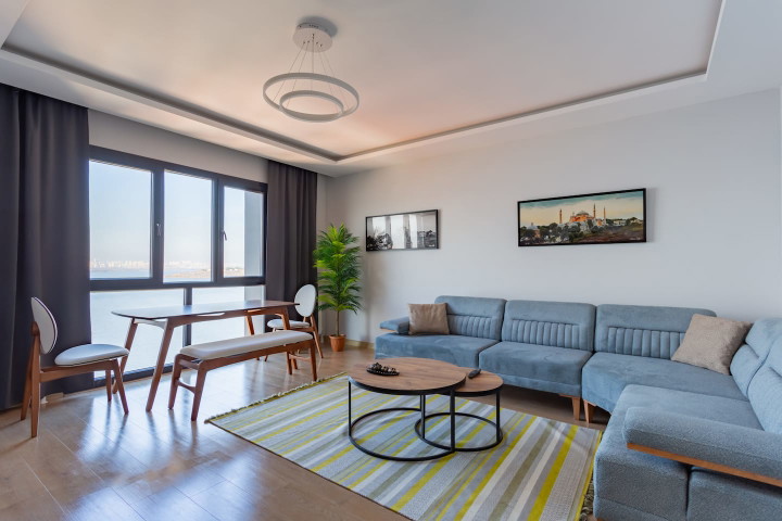Küçükçekmece Beaut: 2br 2ba | Lake Views | Aircon - Ataköy