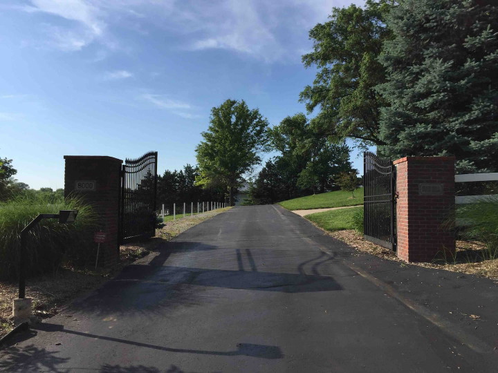 Pine Hill Farm - Kansas City, MO
