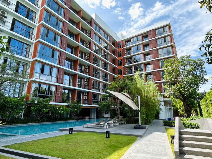 - 1 Bedroom 1 Living Room Apartment In Bangkok City - Bts Ekkamai - Internet-famous Bar - Major Cinema Bus Station - Bangkok
