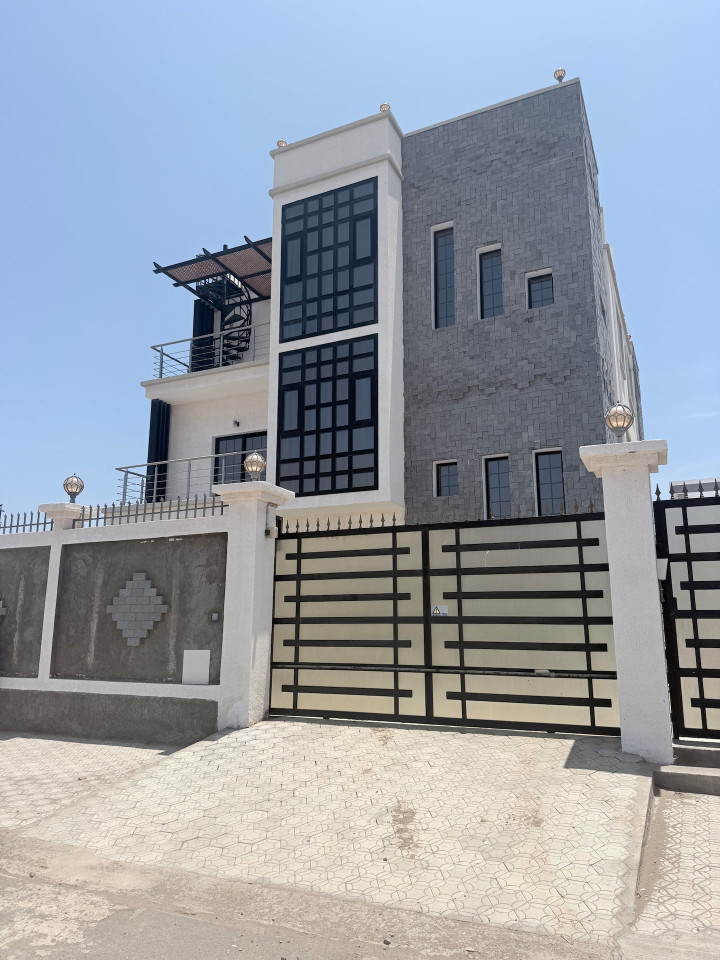 Découvrez Cette Magnifique Villa Moderne - Djibouti