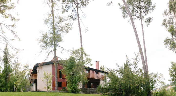 Casa Modernista Perto De Aveiro - Anadia
