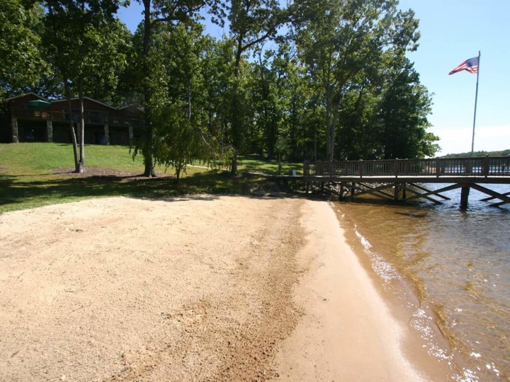 Welcome To The Lodge At Greenbay - Sandy Beach & Amazing Sunset Views! - Mooresville, NC