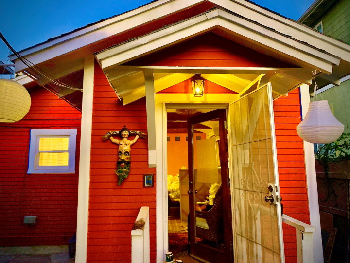 Loft: Detached Cottage With Patio - San Diego, CA