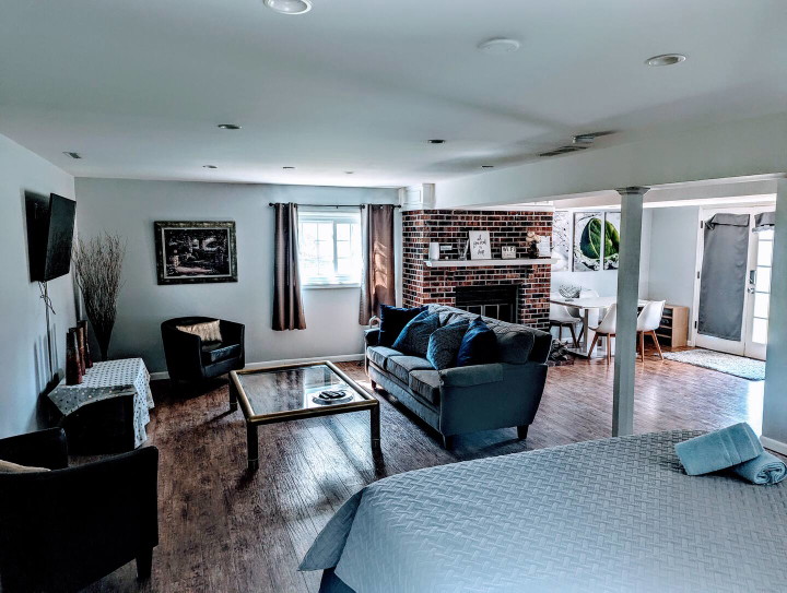 Private, Spacious Lincoln Suite 15 Min To Downtown - Lincoln, NE