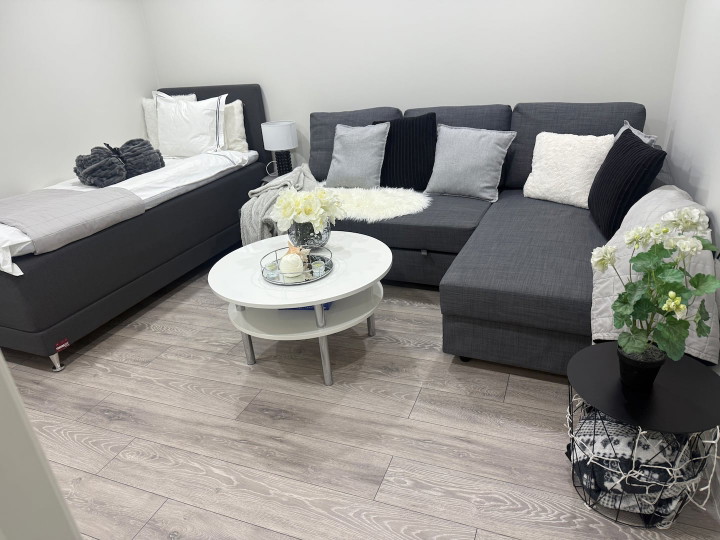 A Cozy Apartment In Central Trollhättan - Trollhättan