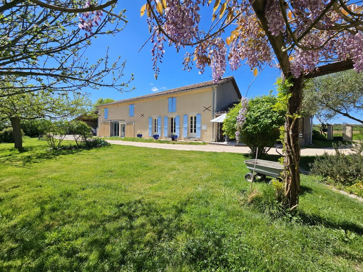 Gîte Dog Friendly 180m2 Avec 4 Ch. Dont 1 Pmr Gers - Fleurance