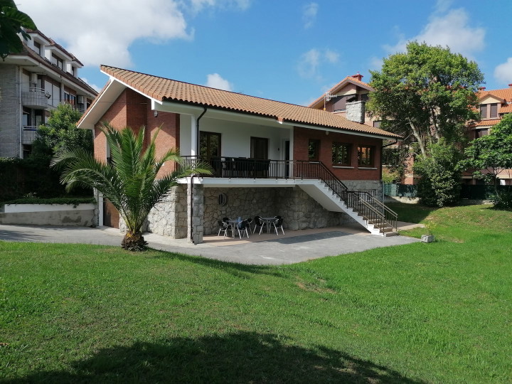 Villa Pour 8&nbsp;Personnes Sur La Plage De Ris à Noja - Noja