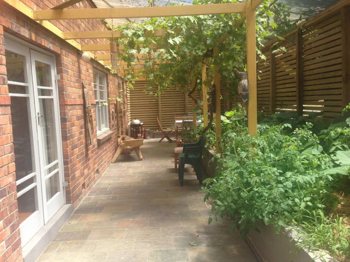 Leolanda's Airbnb! Private Room In Sunlit House - Launceston