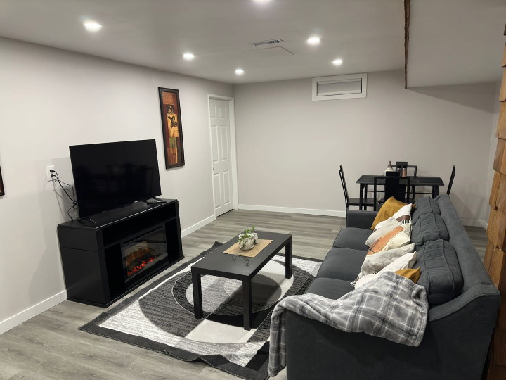 2 Bedroom Suite - Saskatoon